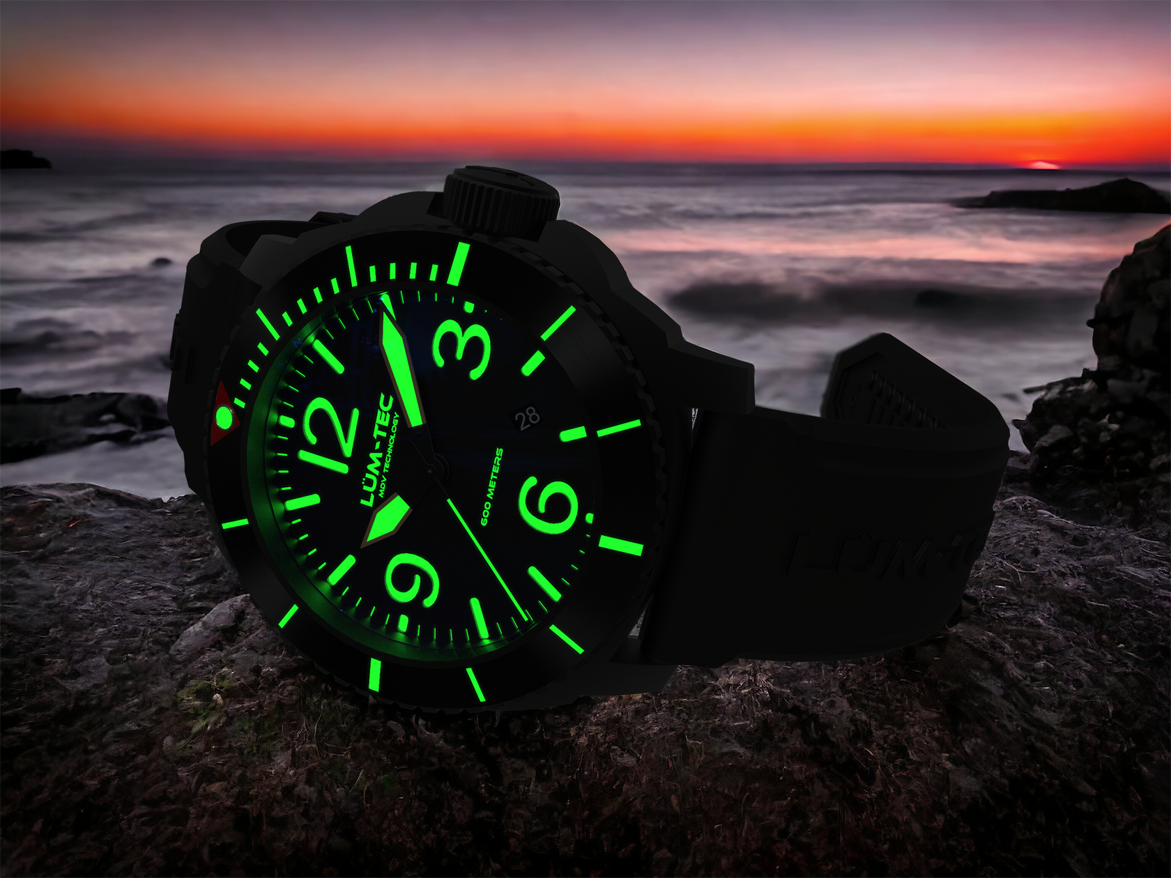 Lum-Tec M90- Tool Watch Unboxing and Experience Review | WatchinTyme